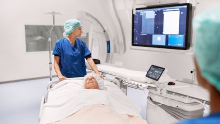 Philips - Hybrid Suite An OR that meets your critical needs