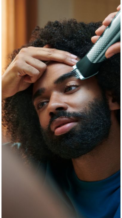 Series 9000 Prestige Beard Trimmer | Philips