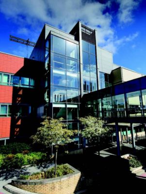 Azurion delivers next-generation benefits - Philips