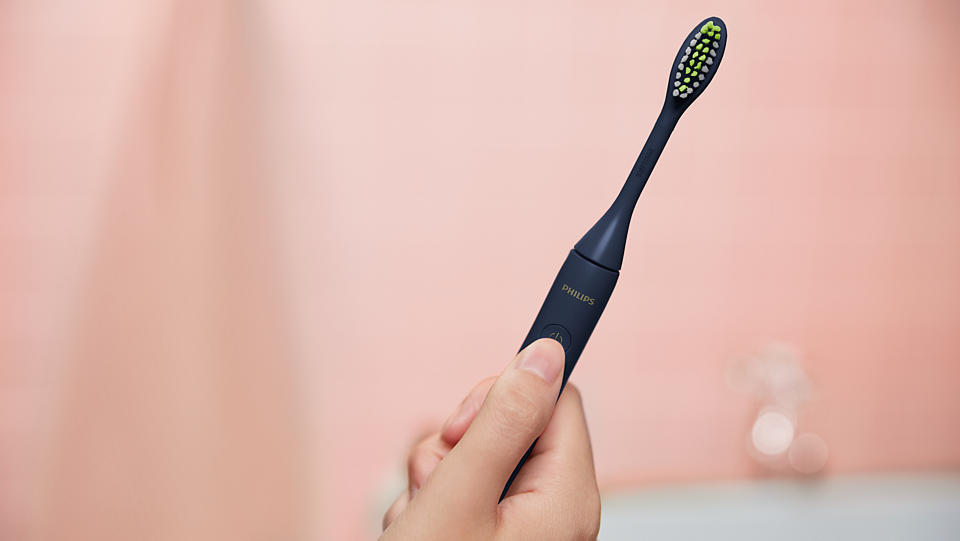 Philips One by Sonicare 乾電池式電動歯ブラシ HY1100/34 | Philips Philips One by Sonicare 乾電池式電動歯ブラシ HY1100/34 | Philips