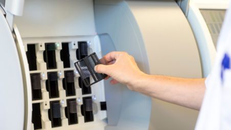 Philips - Scanner ultra rapide IntelliSite Scanner de lames de pathologie numérique