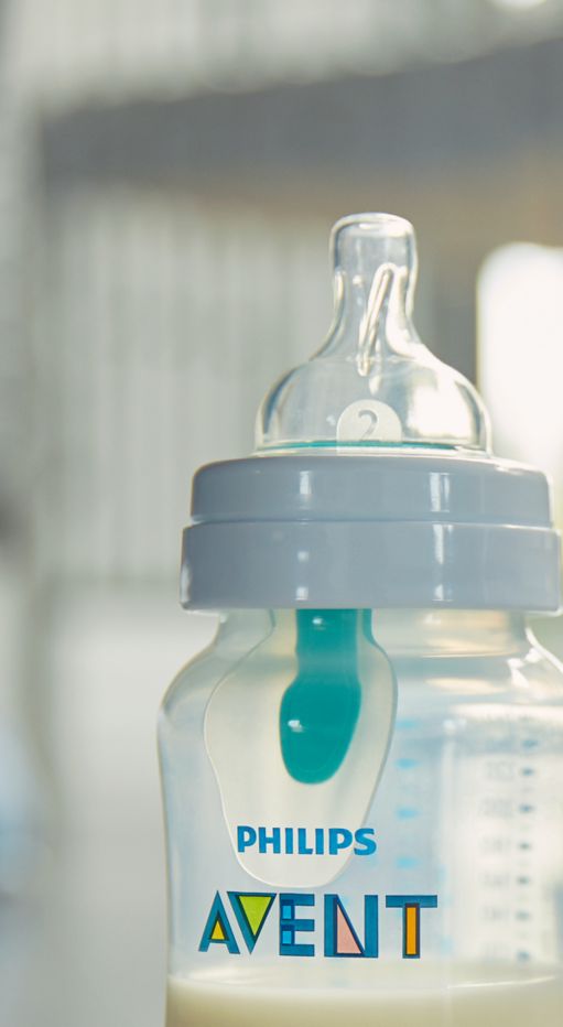 Anti-colic Baby Bottles with AirFree Vent | Philips Avent